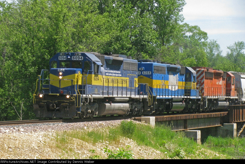 DM&E 6094, ICE's Marquette Sub.